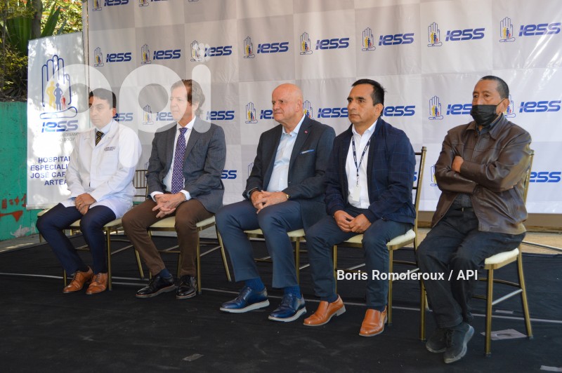 Fotografías | Salud | CUENCA-COLOCACION PRIMERA PIEDRA IESS