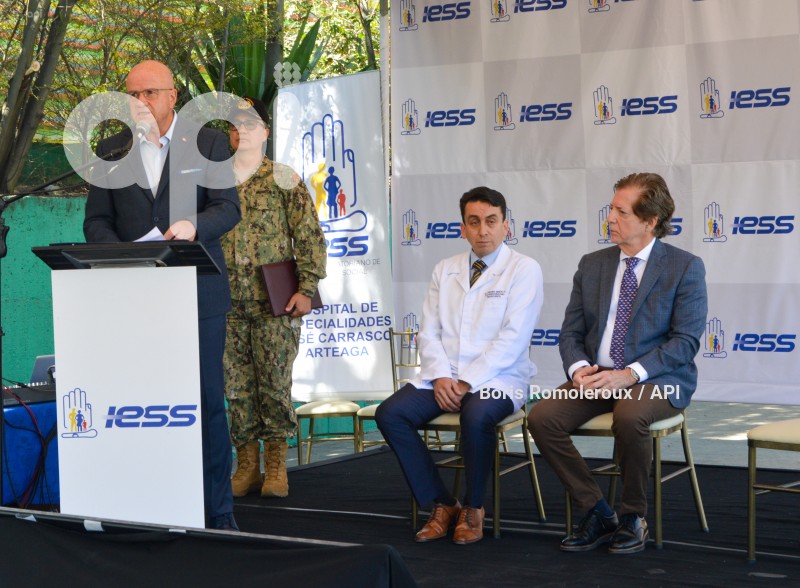 Fotografías | Salud | CUENCA-COLOCACION PRIMERA PIEDRA IESS